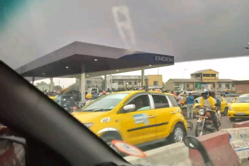 Kinshasa : les conducteurs des transports en commun lèvent la grève décrétée lundi dans la ...